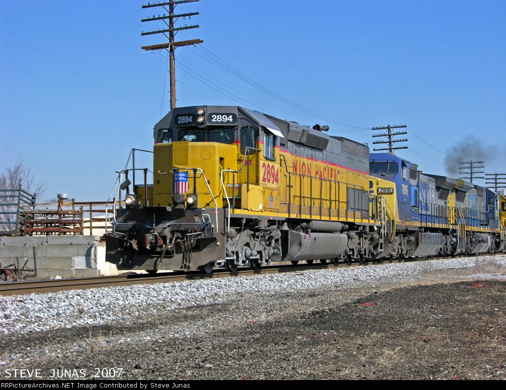 UP 2894,CSX 7816